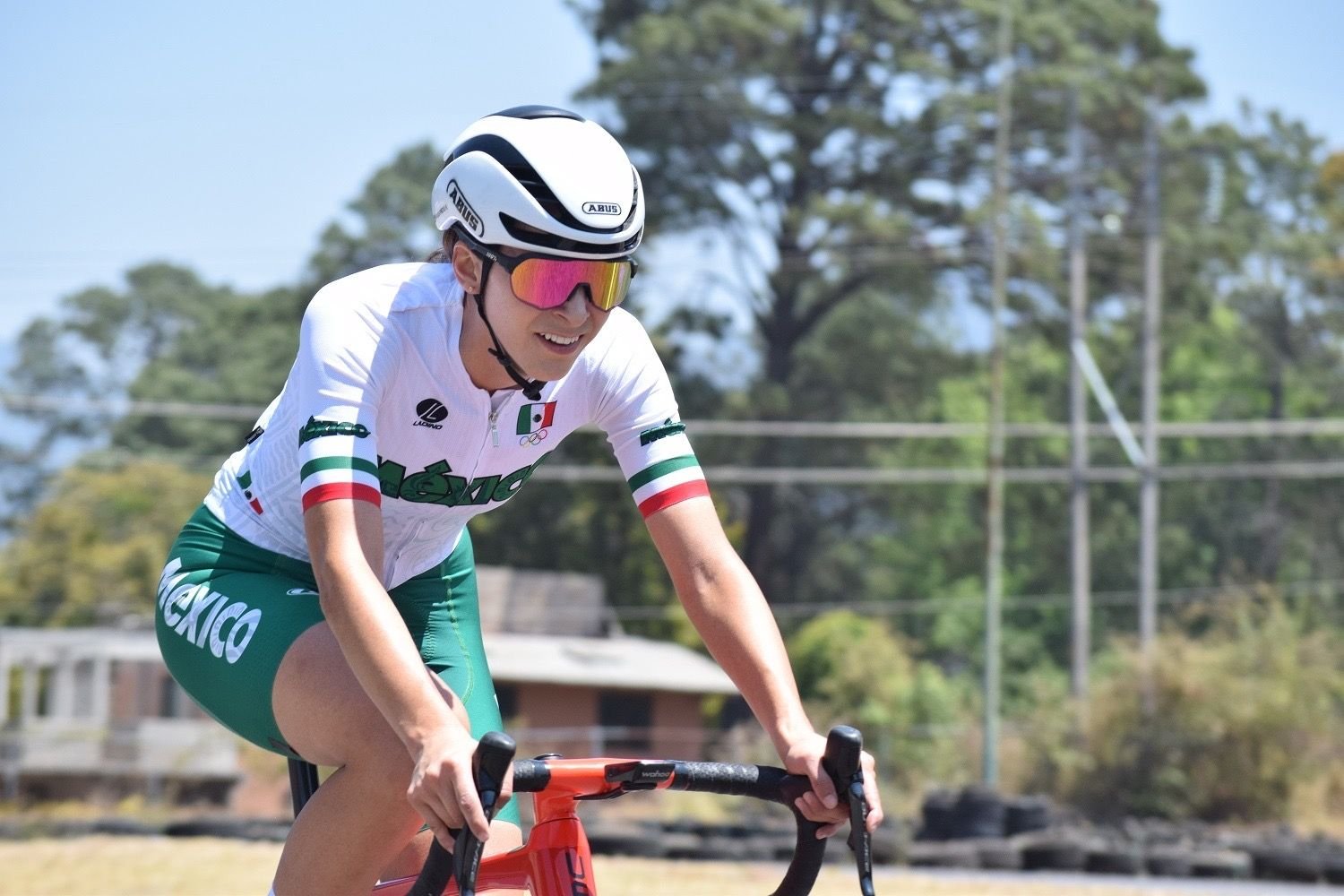 Pedalista mexiquense Marcela Prieto participará en Juegos Olímpicos ...